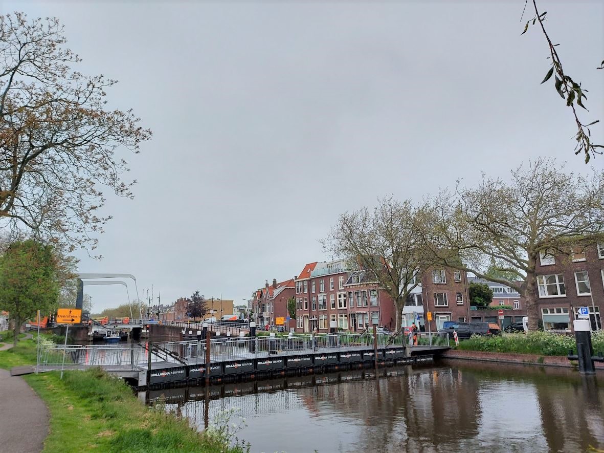 Pontoon bridge Koepoortbrug is a success - Hollandia