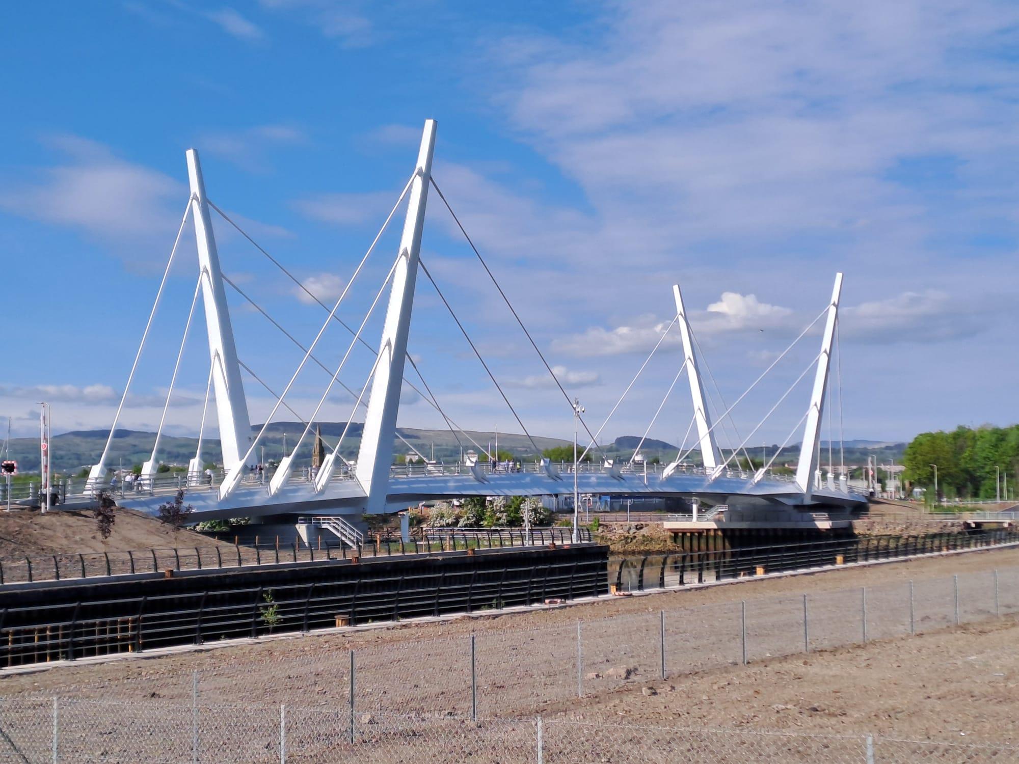 Clyde Crossing swing bridge officieel geopend! - Hollandia